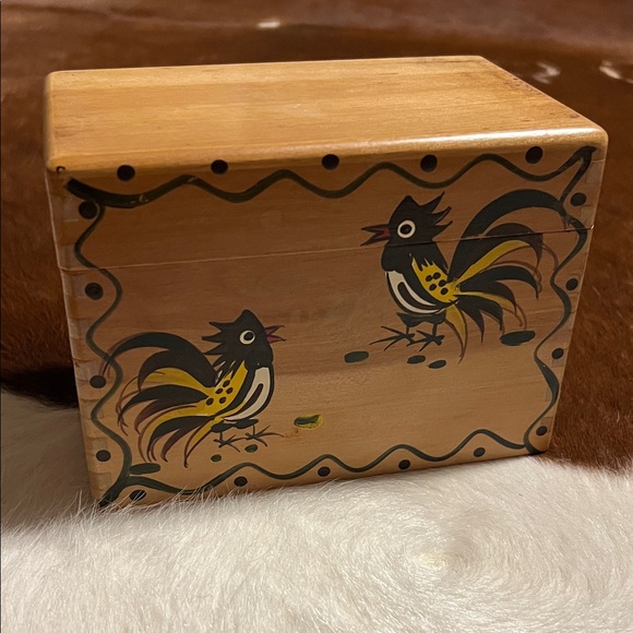 Other | Vintage Wooden Recipe Box Handpainted Roosters Dovetail Country ...
